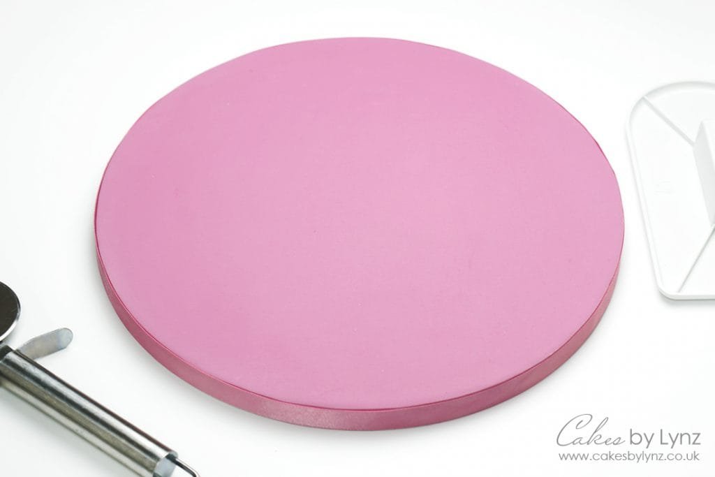 Fondant Calculator - How Much Fondant Do You Need To Cover Your Cakes ...