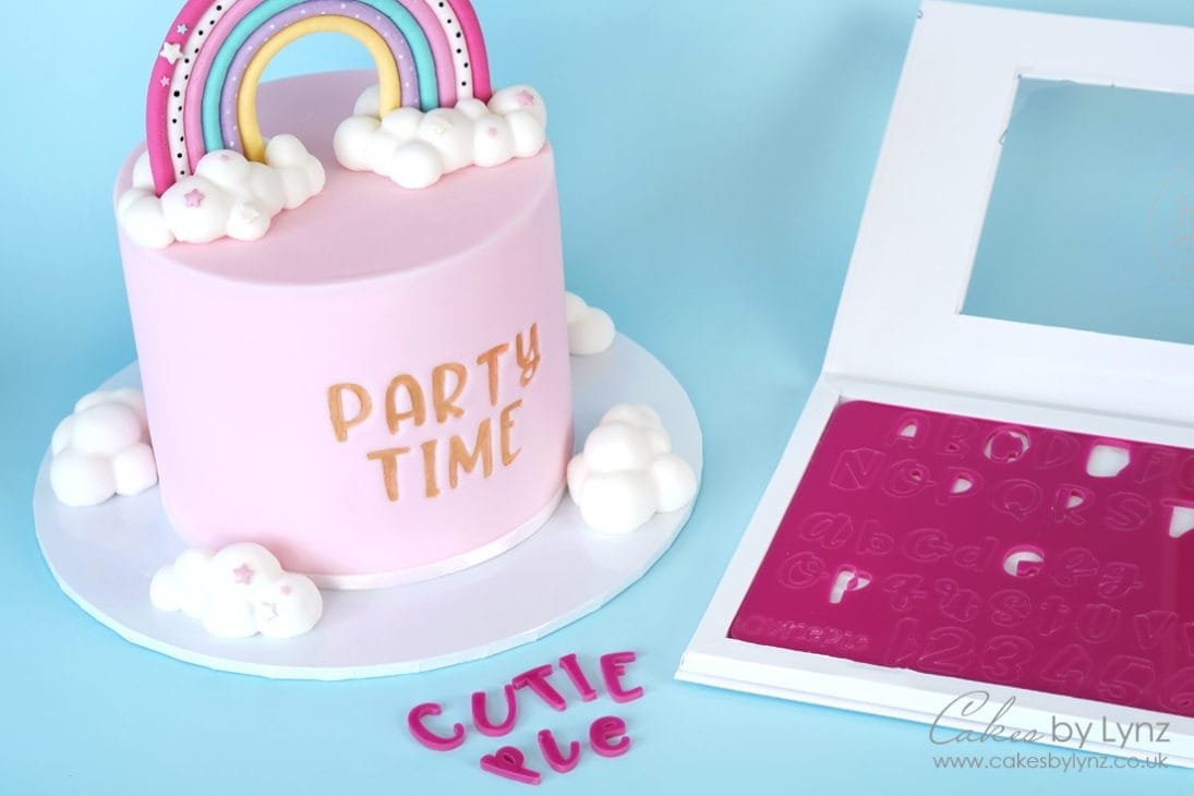 Rainbow Cake Tutorial With 3D Clouds - Cakes by Lynz