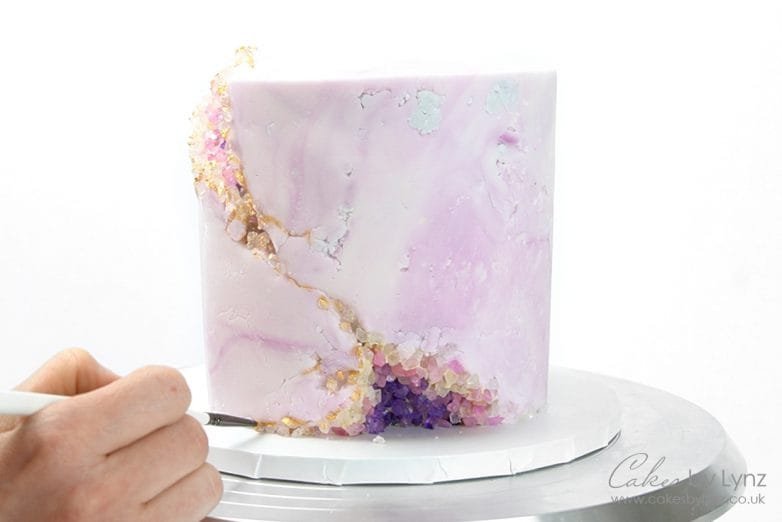 How to create a Geode Cake with a Stone Fondant Effect - Cakes by Lynz