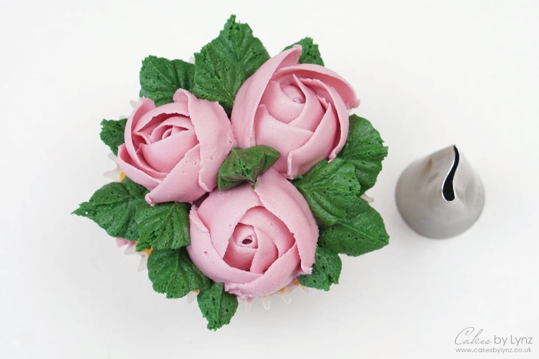 The 4 Best Piping Tips for Buttercream Roses - Cakes by Lynz