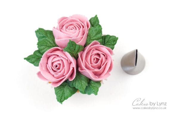 The 4 Best Piping Tips for Buttercream Roses - Cakes by Lynz